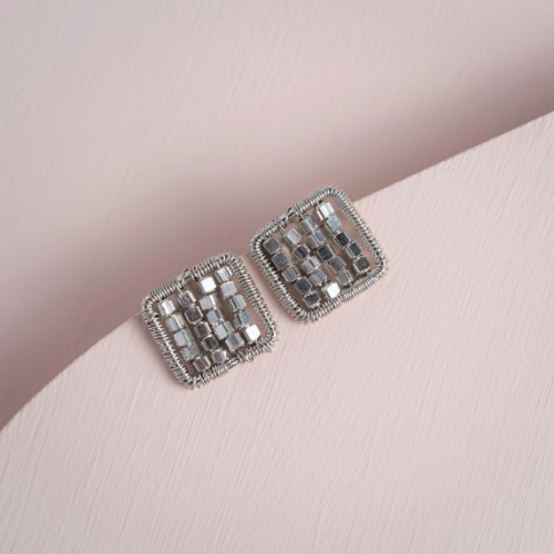 Shimmer Studs - silver - India – Threads Worldwide