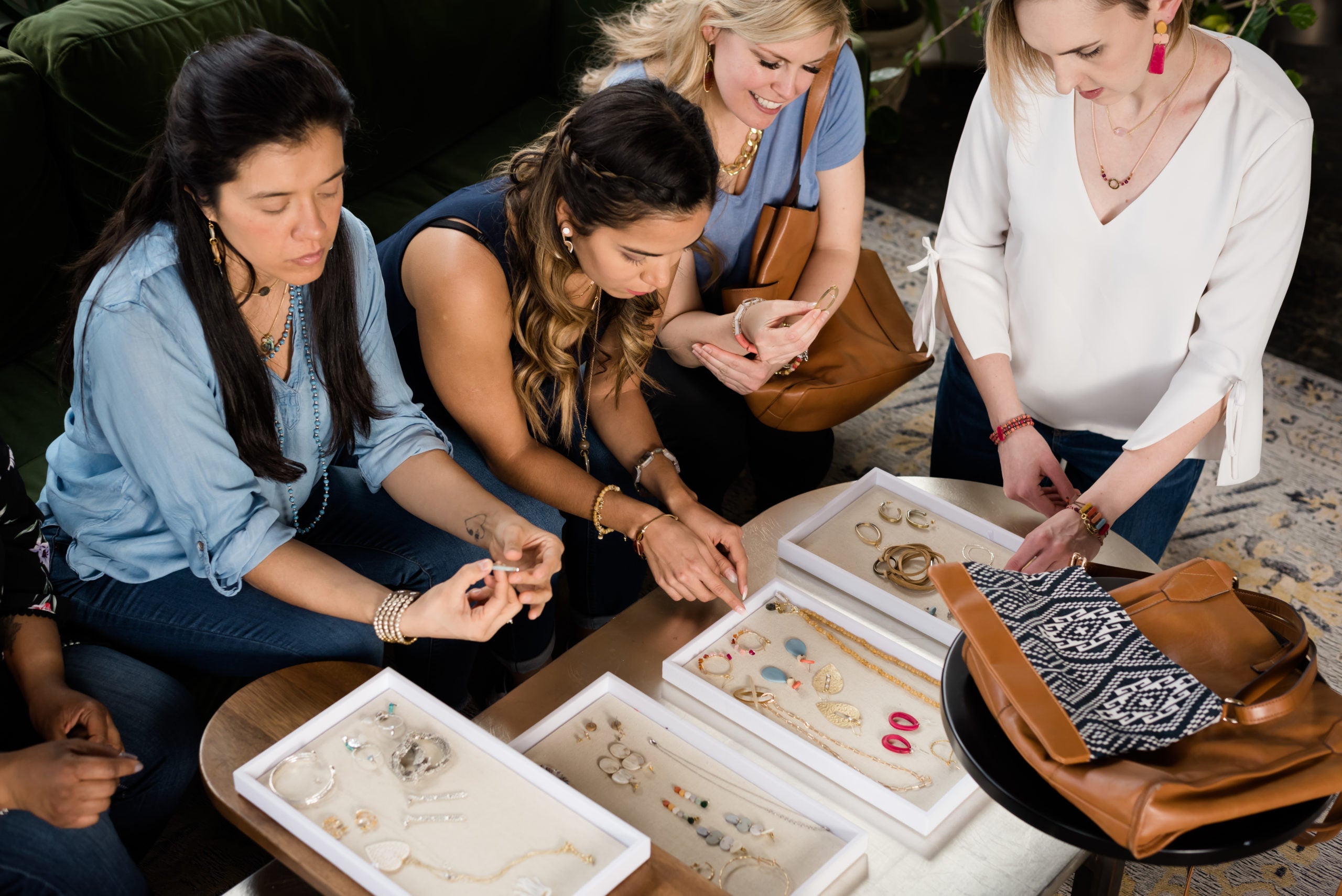 Handcrafted Fair Trade Gifts, Jewelry, and Bags | Threads Worldwide